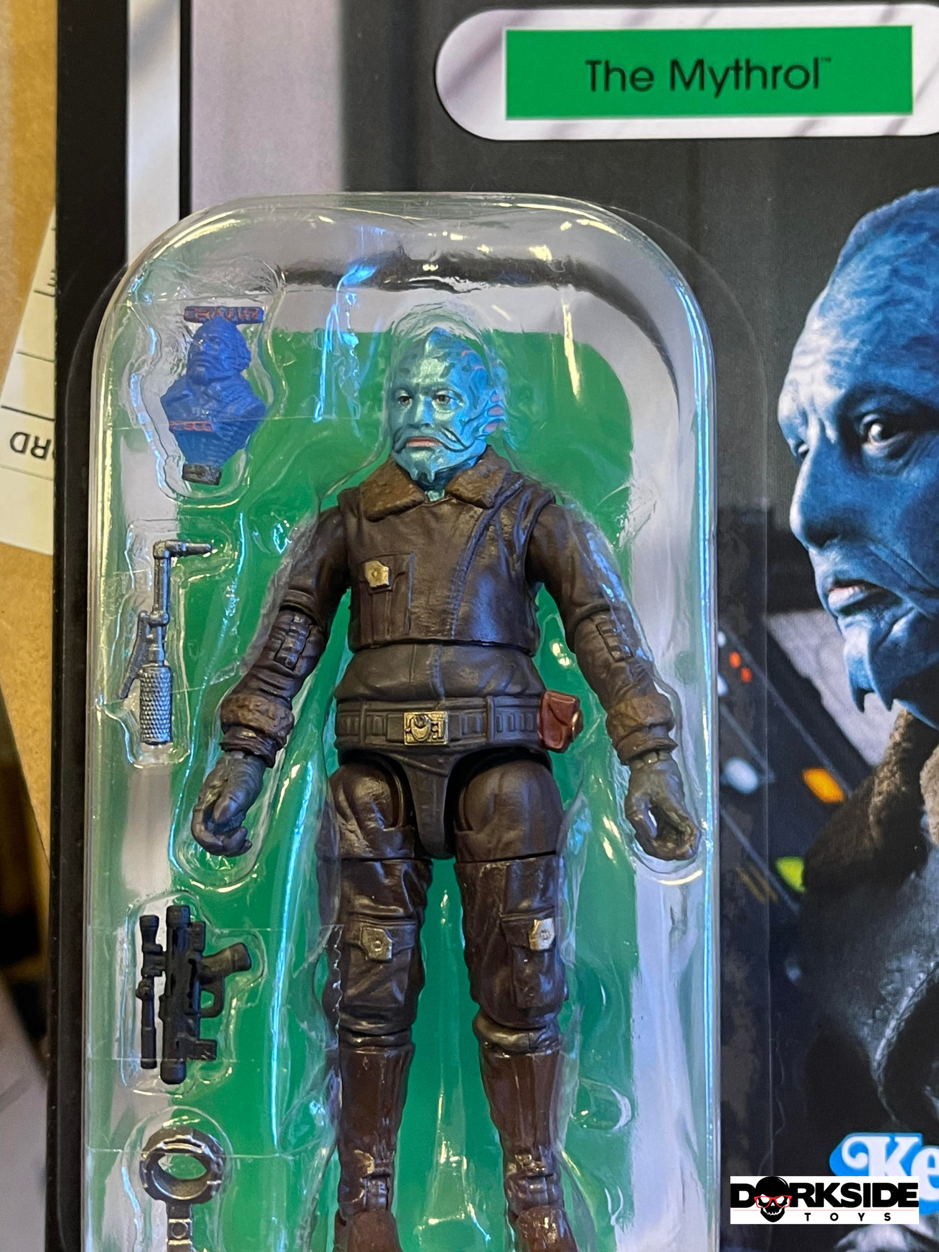 The Mythrol (VC225) In-Hand Images | Yakface.com